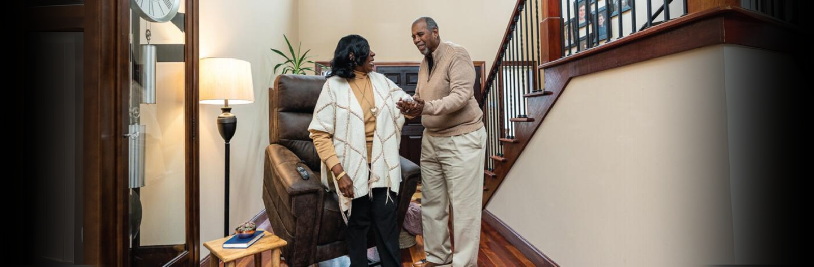 Why is the VivaLift! Radiance Lift Chair from Pride Mobility a Freedom Mobility Customer ...